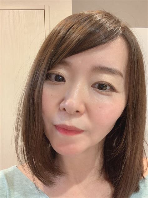 秋元美織 On Twitter こんばんは😃 今日は 明日 撮影があるので美容室に行ってきました💇‍♀️ ちょっとだけ前髪増やして切って
