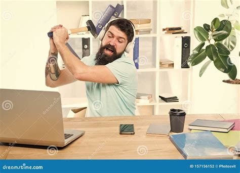 Slow Internet Connection Outdated Software Computer Lag Reasons For Computer Lagging How Fix