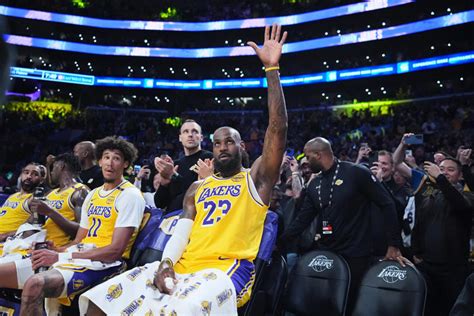 El Rey Lebron James Hace Historia De Nuevo Al Superar Los 50000 Puntos