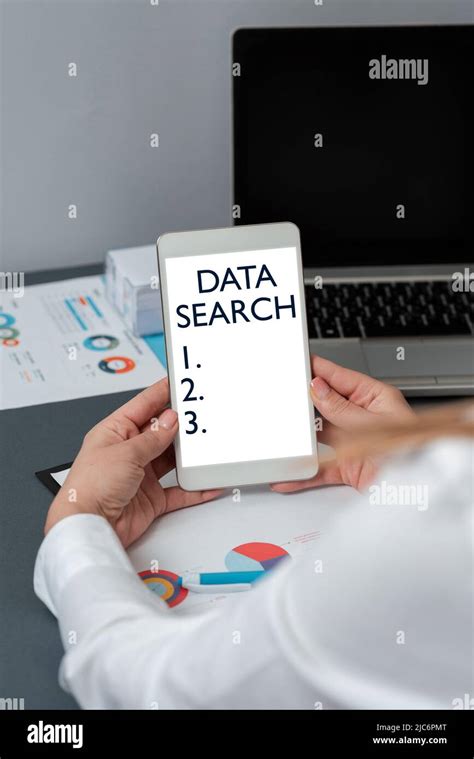 Writing Displaying Text Data Search Business Showcase Gathers And Reports Information Contains