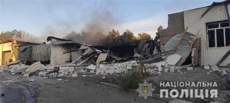 Понад 20 житлових будинків пошкоджено поліцейські Донеччини документують воєнні злочини росії