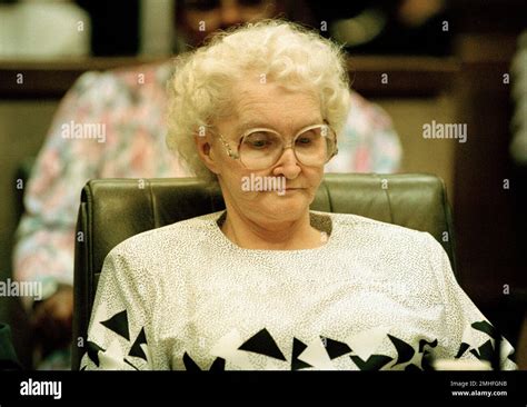 Sacramento Calif Landlady Dorothea Puente Looks Stoic As The Verdict