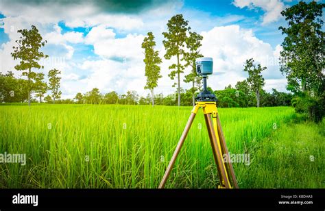 Gps Surveying Hi Res Stock Photography And Images Alamy
