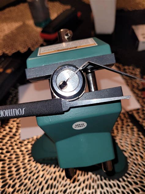 Assa Desmo Finally Lockpicking