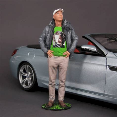 Painted Resin Figure Of Man A Z Mb Models