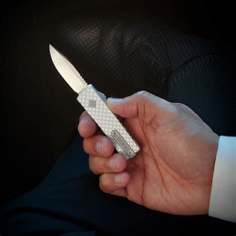 Lucent Automatic Otf Böhler M390 Dual Action Knife Ocaso