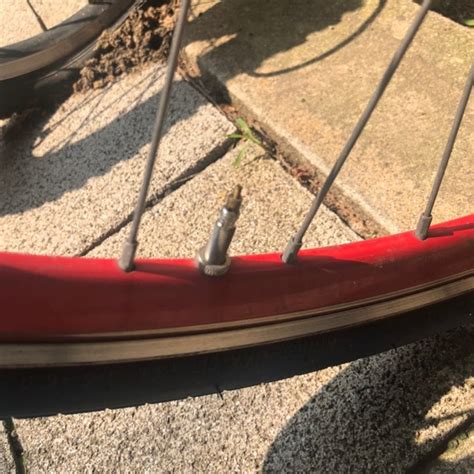 자전거 바퀴 바람넣는법 프레스타 종류 주입법