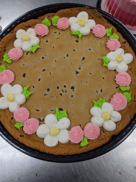Cookie Cake Designs Chocolate Chip Cookie Cake Cookie Cake Decorations
