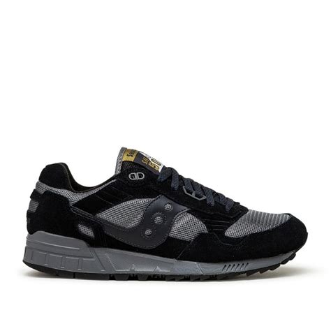 SNEAKER SEARCH - сервис поиска оригинальных кроссовок