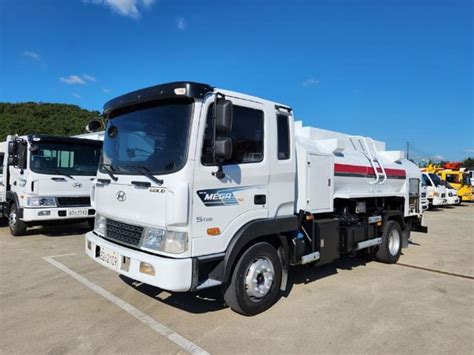 중고 5톤탱크로리 현대 메가트럭 전중딜화물차