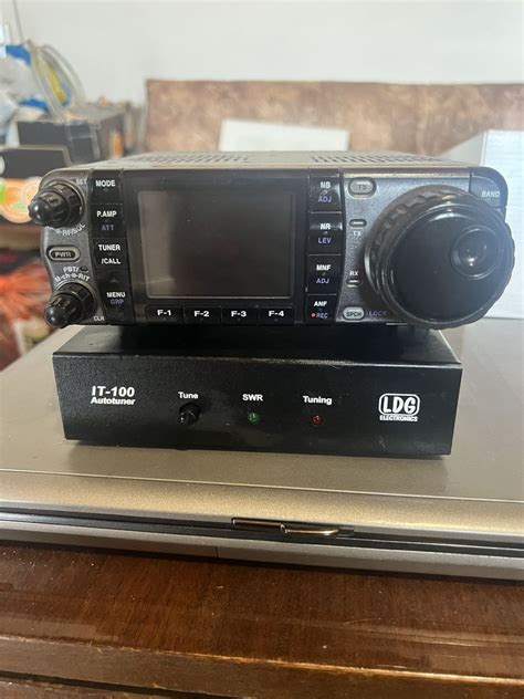 Висококачествен трансивър Icom Ic 7000 гр София Люлин 1 • Olx Bg