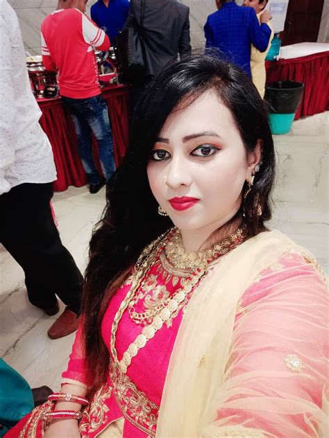 Yeh Meri Sis Kon Kon Chodna Chahe Ga And Kese Most Degrade Comment Will