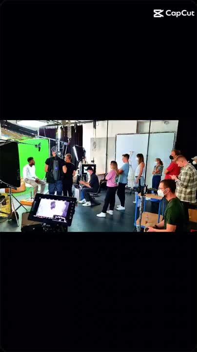 Nader Saffari On Linkedin Corporatefilm Cameradept Cameraoperator Redkomodo Angenieux…