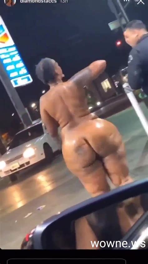 Woman Naked In Public ThisVid