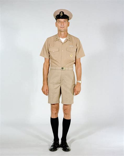 Navy Uniforms Mens Tropical Khaki Chief Petty Officer 1984 Uniform