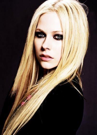 Fotos Fakes Famosas Avril Lavigne Part