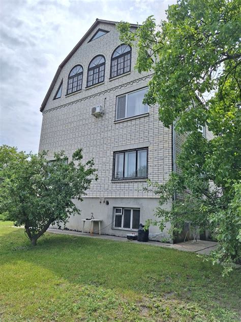 Продам коттедж с участком 20 соток 118 000 Продаж будинків Боярка на Olx