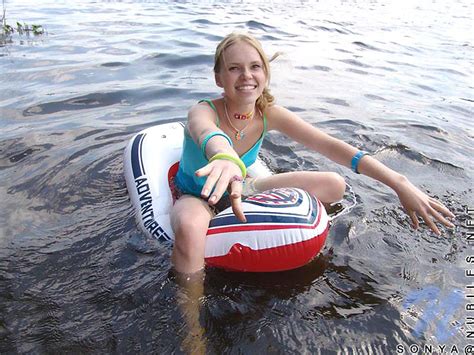 Hi You Guys I M Sonya This Photoshoot Was So Much Fun People Were Looking From Porn Pictures