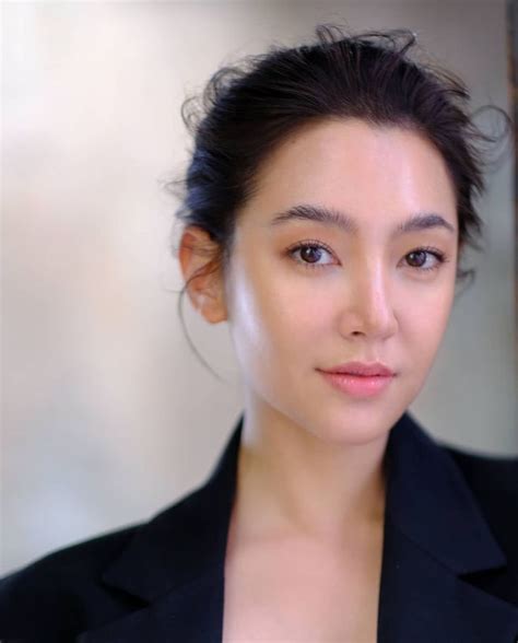 Pin By Siriwan On Cc Models Makeup Asian Beauty Paparazzi Fashion