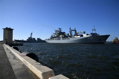 U S Southern Command Southcom A 7th Special Forces Group Airborne Member Provides