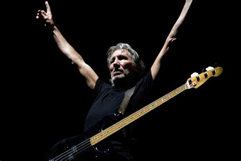 Roger Waters The Wall Review Ex Pink Floyd Member Exorcises Personal