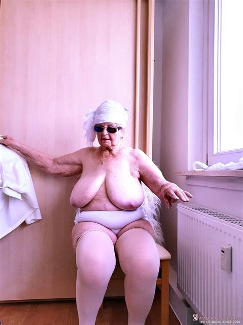 Oma Geil Featuring Medora Naked Gallery CoedCherry