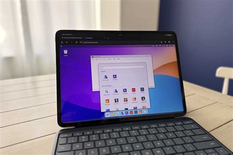 I Tried An Operating System With Nothing But My Web Browser