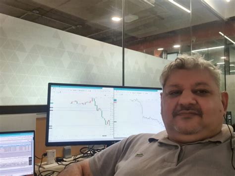 Making Market Easy For New Comers Tradersloop And Deepak Wadhwa Are Educating New Comers To Earn