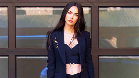 Megan Foxs Crop Top And Blue Skirt See Outfit Photos Hollywood Life