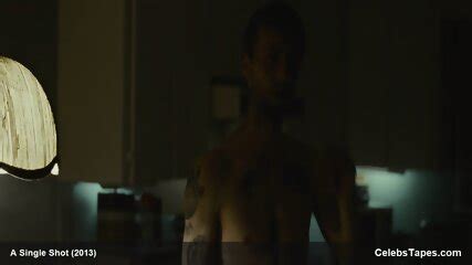 Amy Sloan Smoking Completely Naked