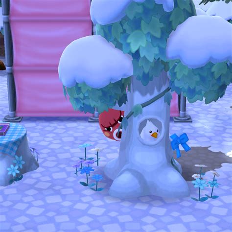 This Crate Myrtle Tree At Our New House Swallowed A Chain R