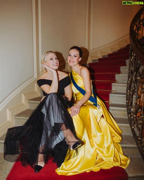 Sanna Marin Wiki Biography Age Gallery Spouse And More