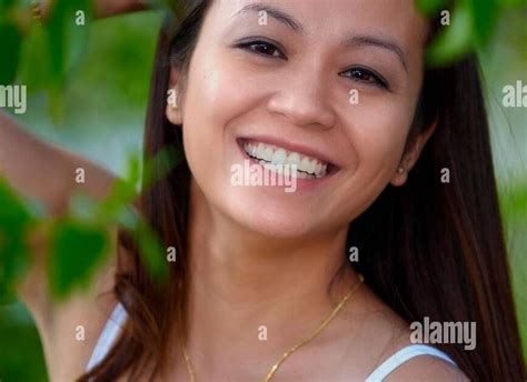 Typical Filipino Xxxix Typisch Philippinisch Xxxix Women