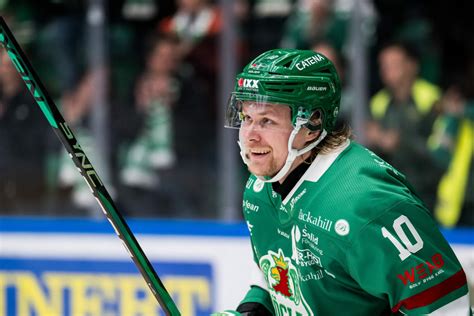 Ābols Pievienojas Nhl Klubam