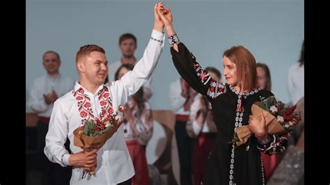 "Верховино" виконує камерний хор "Moravski" , диригує Олександр Кравчук ...