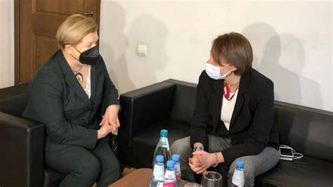 დემოკრატიაზე ასეთი დარტყმის დროს ფოტიგას ვიზიტი ძალიან მნიშვნელოვანი ჟესტია ხოშტარია