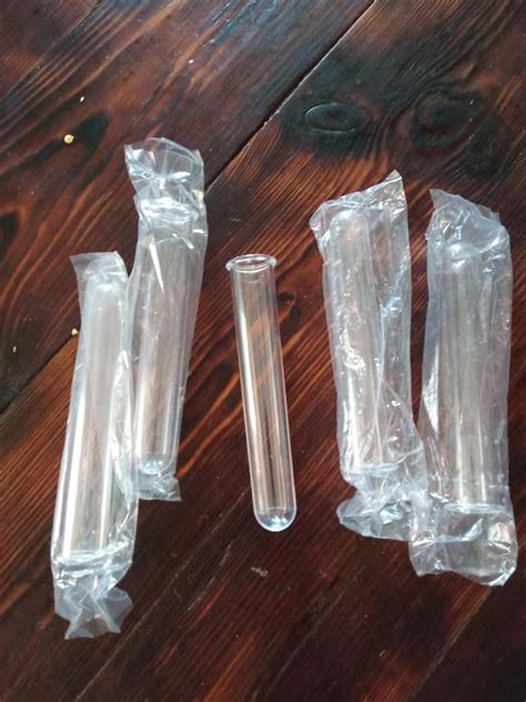 Пробирка пластиковая для вазы — ціна 50 грн у каталозі Вази Купити товари для дому та побуту за