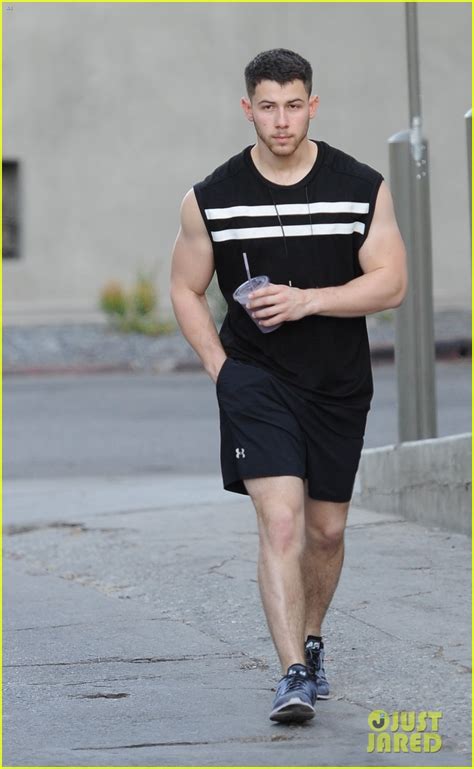 Nick Jonas Muscles Look So Buff Even Before His Workout Photo