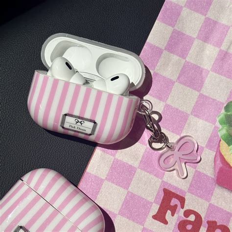키링이벤트💖 러블리 핑크 세로 스트라이프 에어팟 케이스에어팟 프로 1 2 3세대 심플 유니크 감성 에어팟프로2 케이스 3세대 생일선물 커플 실리콘 케이스 Y2k 우정템