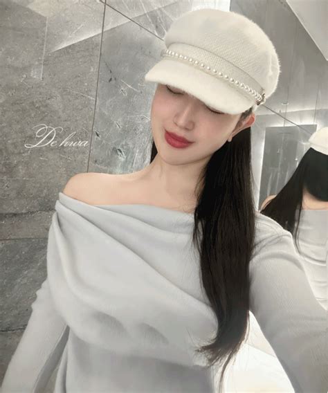 샤망떼 2col 앙고라 진주 마도로스 눈꽃 헌팅캡 버튼 단추 인조퍼 부드러운 베레모 여자 모자 캡 겨울 간절기 우아한 수입 고퀄리티 빵모자 트위드 에이블리