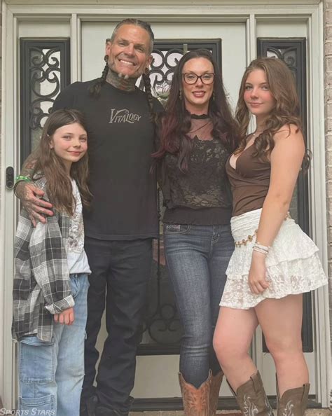 Jeff Hardy With His Wife And Daughter Wrestling Throwbacks Facebook