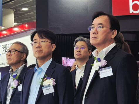 ‘양산 공언 中 잉크젯 프린팅 Oled 기술 정말 극악 수율 잡은걸까 [비즈360]