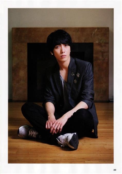 Jung Yong Hwa Photo: Yong Hwa in Kstar Lovers | Jung yong hwa, Cnblue, Cnblue yonghwa