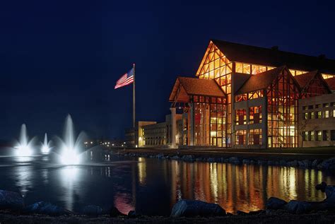 Acuity At Night Acuity Insurance With Giant Flag And Reflecting Pond