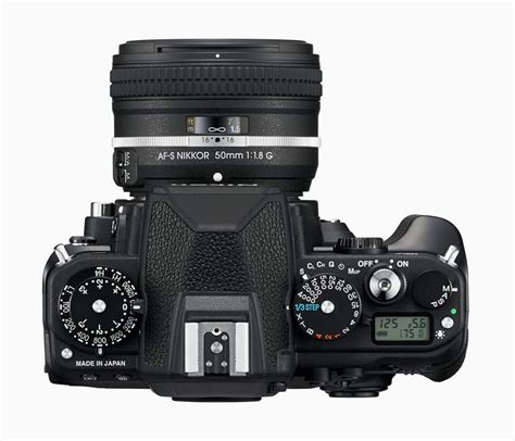 Nikons Full Frame Df Pays Homage To Retro 35mm Film Cameras