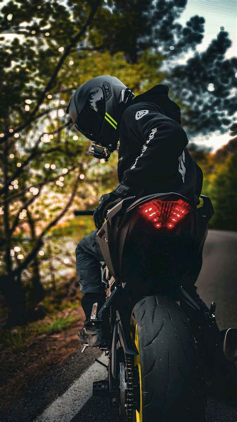 Pin By Nino Akhalaia On Moto Boy Biker Photography Bike Photoshoot Bike Photography