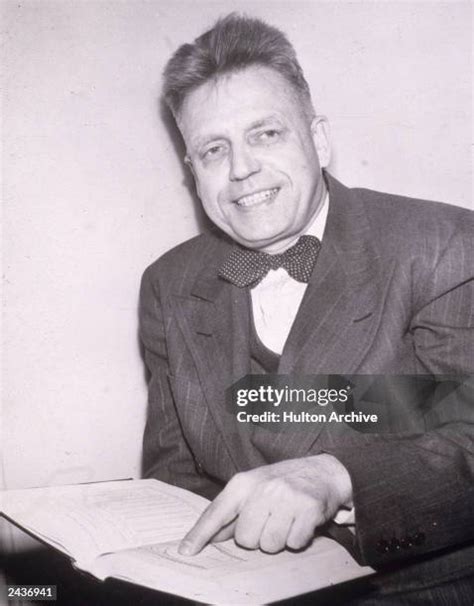 210 Dr Kinsey Photos And High Res Pictures Getty Images