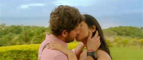 naked sonal chauhan in 3g a killer connection