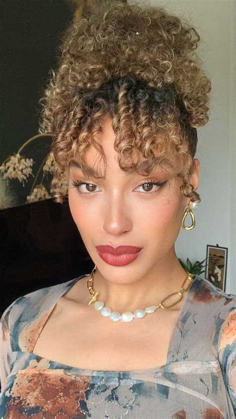 Curly Hair Updo Haar