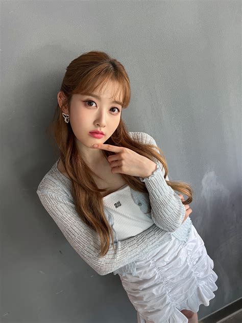 Old But Still Erect — Blatant Girl Open And Ready For Action ️ ️